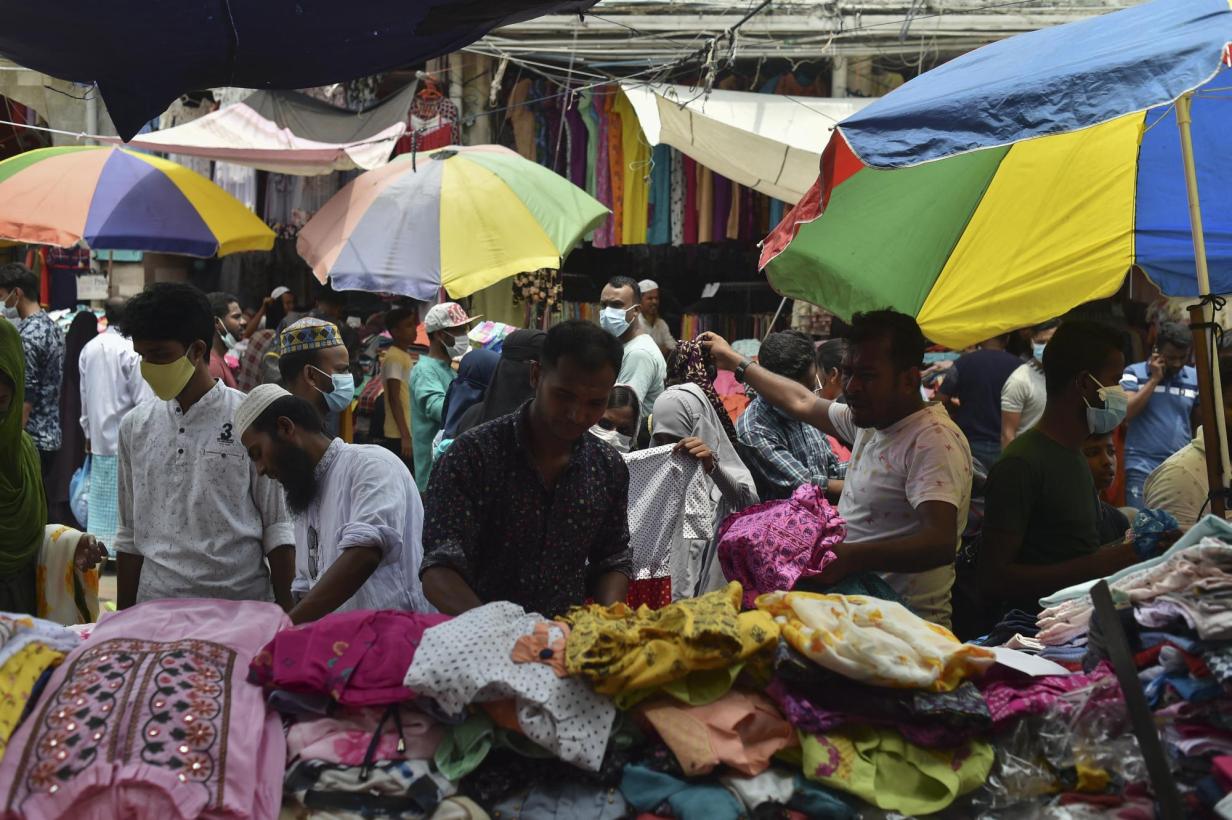 Eid al-Fitr: So wird das Zuckerfest weltweit gefeiert
