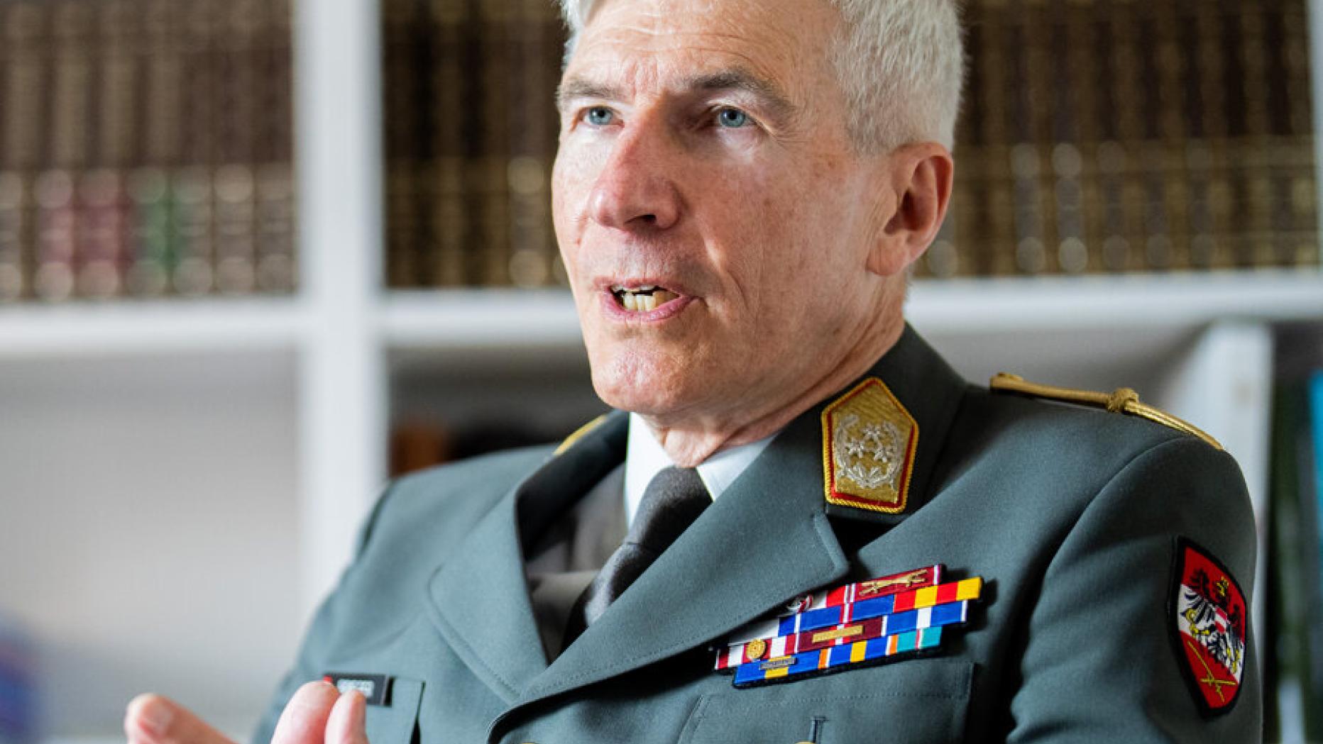 Oberster EU-General: „Russland darf den Krieg nicht gewinnen“
